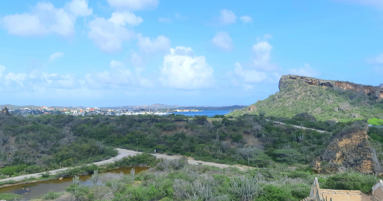 Hiking in Curaçao - Mel On The Go