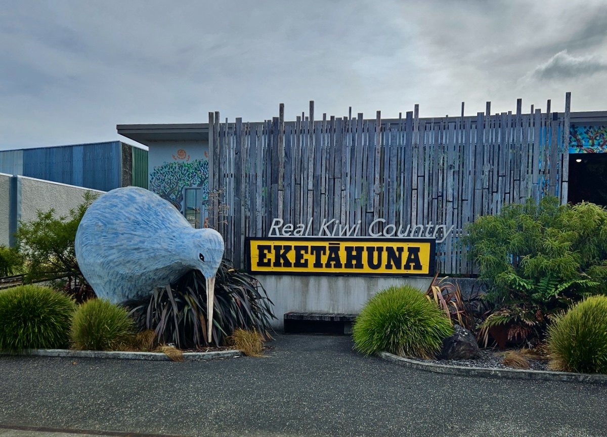 New Zealand Quirky Attractions - Mel On The Go